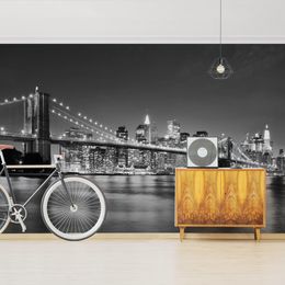Bilderwelten Fototapete Stadt Motiv Wandtapete schwarz weiss - Nighttime Manhattan Bridge II - New York Wohnzimmer Schlafzimmer