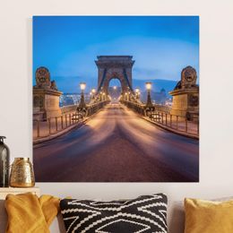 Bilderwelten Leinwandbild Stadt Motiv Kunstdruck orange - Kettenbr&uuml;cke in Budapest bei Nacht - Architektur XXL Wohnzimmer Schlafzimmer