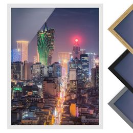 Bilderwelten Bild mit Rahmen Stadt bunt Motiv inkl. Rahmung - Nachtlichter von Macau - Architektur Wohnzimmer Schlafzimmer