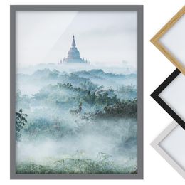 Bilderwelten Bild mit Rahmen Morgennebel &uuml;ber dem Dschungel von Bagan