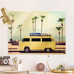 Bilderwelten Glasbild Strand Motiv bunt Glas Wandbild - Gelber Surfer-Bulli - Landschaft Wohnzimmer Schlafzimmer
