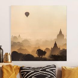 Bilderwelten Leinwandbild Hei&szlig;luftballon im Nebel