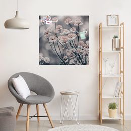 Bilderwelten Glasbild Blumen Landhaus braun Glas Wandbild - Mystischer Bl&uuml;tenstrauch - Gr&auml;ser Wohnzimmer Schlafzimmer