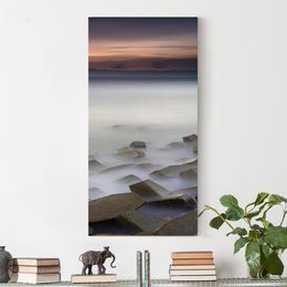 Bilderwelten Leinwandbild - Hochformat Sonnenuntergang im Nebel