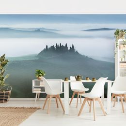 Bilderwelten Fototapete Bauernhaus im Nebel