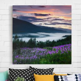 Bilderwelten Leinwandbild Natur Motiv Kunstdruck violett - Paradiesisches Tal in Norwegen - Landschaft XXL Wohnzimmer Schlafzimmer