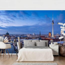 Bilderwelten Fototapete Stadt Motiv Wandtapete blau - Schnee in Berlin - Architektur Wohnzimmer Schlafzimmer