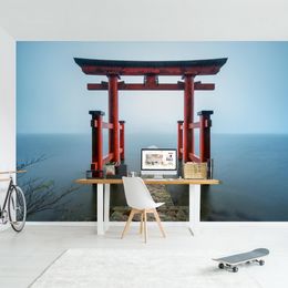 Bilderwelten Fototapete Natur Motiv Wandtapete rot - Rotes Torii am Ashi-See - Asia Wohnzimmer Schlafzimmer