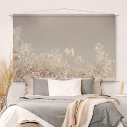 Bilderwelten Wandteppich Blumen beige Landhaus Stoffbild - Sanfter Bl&uuml;tentraum - Wandbild Wohnzimmer Schlafzimmer