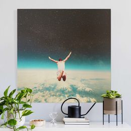 Bilderwelten Leinwandbild originell Fotomontage Kunstdruck weiss - Sprung auf die Erde - Wandbild XXL Wohnzimmer Schlafzimmer