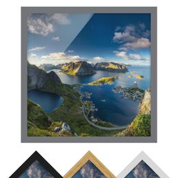 Bilderwelten Bild mit Rahmen - Quadrat Fjordblick in Reinebringen
