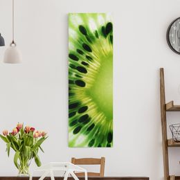 Bilderwelten Leinwandbild - Hochformat Shining Kiwi