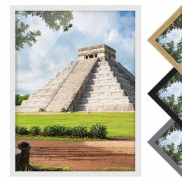 Bilderwelten Bild mit Rahmen - Hochformat El Castillo Pyramide
