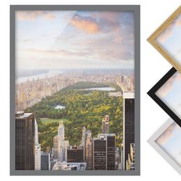 Bilderwelten Bild mit Rahmen - Hochformat Blick &uuml;ber den Central Park
