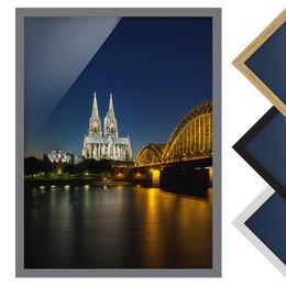 Bilderwelten Bild mit Rahmen - Hochformat K&ouml;ln bei Nacht