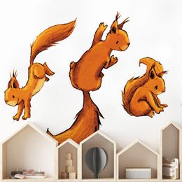 Bilderwelten Wandtattoo modern selbstklebend Wandaufkleber - Drei Einhörnchen - Wandsticker Kinderzimmer Baby Mädchen Jungen