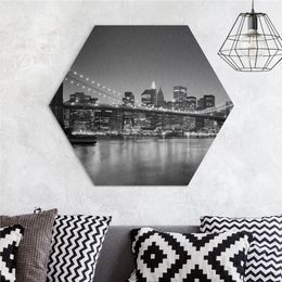 Bilderwelten Alu-Dibond Bild Hexagon Stadt schwarz weiss Motiv - Brooklyn Br&uuml;cke in New York II - Architektur Wohnzimmer Schlafzimmer