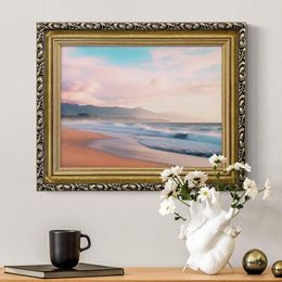 Bilderwelten Bild mit Barockrahmen Antik Strand Motiv Barock blau - Morgenruhe am Strand - Landschaft Wohnzimmer Schlafzimmer