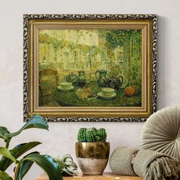Bilderwelten Bild mit Barockrahmen Antik Kulinarisch modern Barock gr&uuml;n - Henri Le Sidaner - Kaffeegeschirr auf einem Steintisch - edle Optik Wohnzimmer