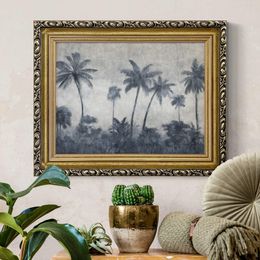 Bilderwelten Bild mit Barockrahmen Antik Wald Tropisch Barock blau - Palmenkette in blau - Pflanzen Wohnzimmer Schlafzimmer