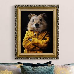 Bilderwelten Bild mit Barockrahmen Antik Tiere Digital Art Barock orange - Quokka im Anzug - edle Optik Jugendzimmer