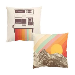 Bilderwelten Dekokissen 2er Set bunt originell Vintage - Retro Kamera Himmel mit Bergen Duo - Retro Sofakissen Bezug & F&uuml;llung in 40x40 50x50 60x60