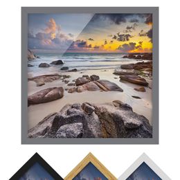 Bilderwelten Bild mit Rahmen - Quadrat Strand Sonnenaufgang in Thailand