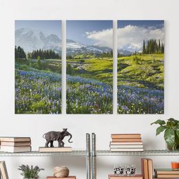 Bilderwelten 3-teiliges Leinwandbild - Querformat Bergwiese mit blauen Blumen vor Mt. Rainier