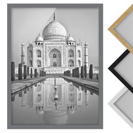 Bilderwelten Bild mit Rahmen - Hochformat Taj Mahal mit Garten