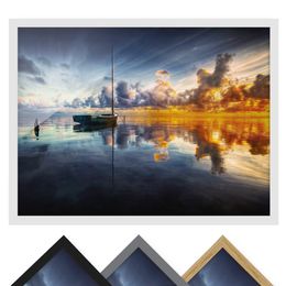 Bilderwelten Bild mit Rahmen Natur blau Motiv inkl. Rahmung - Time For Reflection - Boot Schiff & U-Boot Wohnzimmer Schlafzimmer