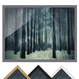 Bilderwelten Bild mit Rahmen - Querformat Mystischer Winterwald