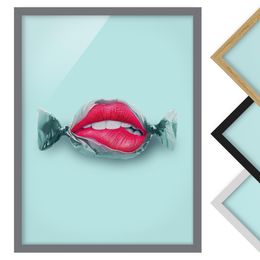 Bilderwelten Bild mit Rahmen - Hochformat Bonbon mit Lippen