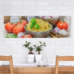 Bilderwelten Leinwandbild Spagetthischale mit Basilikum