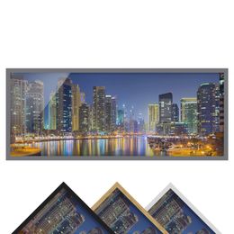 Bilderwelten Bild mit Rahmen - Panorama Dubai Nacht Skyline