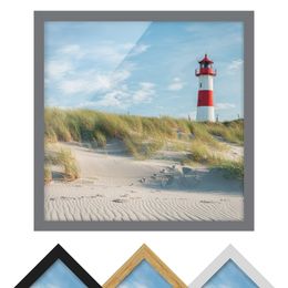 Bilderwelten Bild mit Rahmen Leuchtturm an der Nordsee