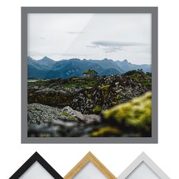 Bilderwelten Bild mit Rahmen Einsame H&uuml;tte in Norwegen