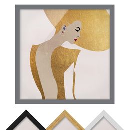 Bilderwelten Bild mit Rahmen Dame mit Hut in Gold