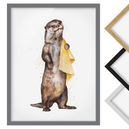 Bilderwelten Bild mit Rahmen - Hochformat Illustration Otter mit Handtuch Malerei Wei&szlig;
