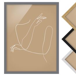 Bilderwelten Bild mit Rahmen - Hochformat Line Art H&auml;nde Frau Beige