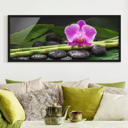 Bilderwelten Bild mit Rahmen Gr&uuml;ner Bambus mit Orchideenbl&uuml;te