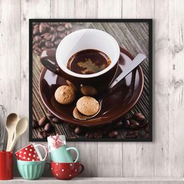 Bilderwelten Bild mit Rahmen Kaffeetasse mit Kaffeebohnen