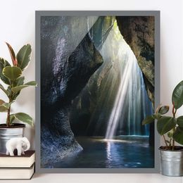 Bilderwelten Bild mit Rahmen Licht in H&ouml;hle