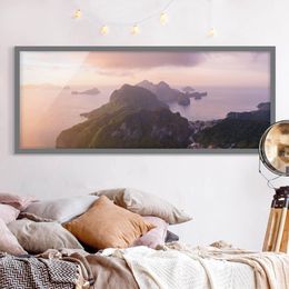 Bilderwelten Bild mit Rahmen Atmosph&auml;rische K&uuml;stenlandschaft