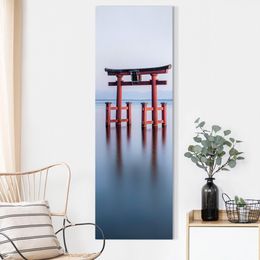 Bilderwelten Leinwandbild Torii im Wasser