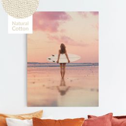 Bilderwelten Leinwandbild Surfergirl mit Board im Abendrot