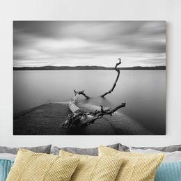 Bilderwelten Leinwandbild - Querformat Sonnenuntergang am See schwarz-wei&szlig;