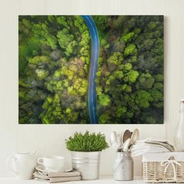 Bilderwelten Leinwandbild - Querformat Luftbild - Asphaltstra&szlig;e im Wald