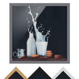 Bilderwelten Bild mit Rahmen - Quadrat Milch Komposition