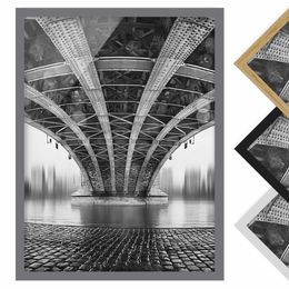 Bilderwelten Bild mit Rahmen - Hochformat Under The Iron Bridge
