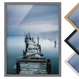 Bilderwelten Bild mit Rahmen - Hochformat Zeitloser Steg